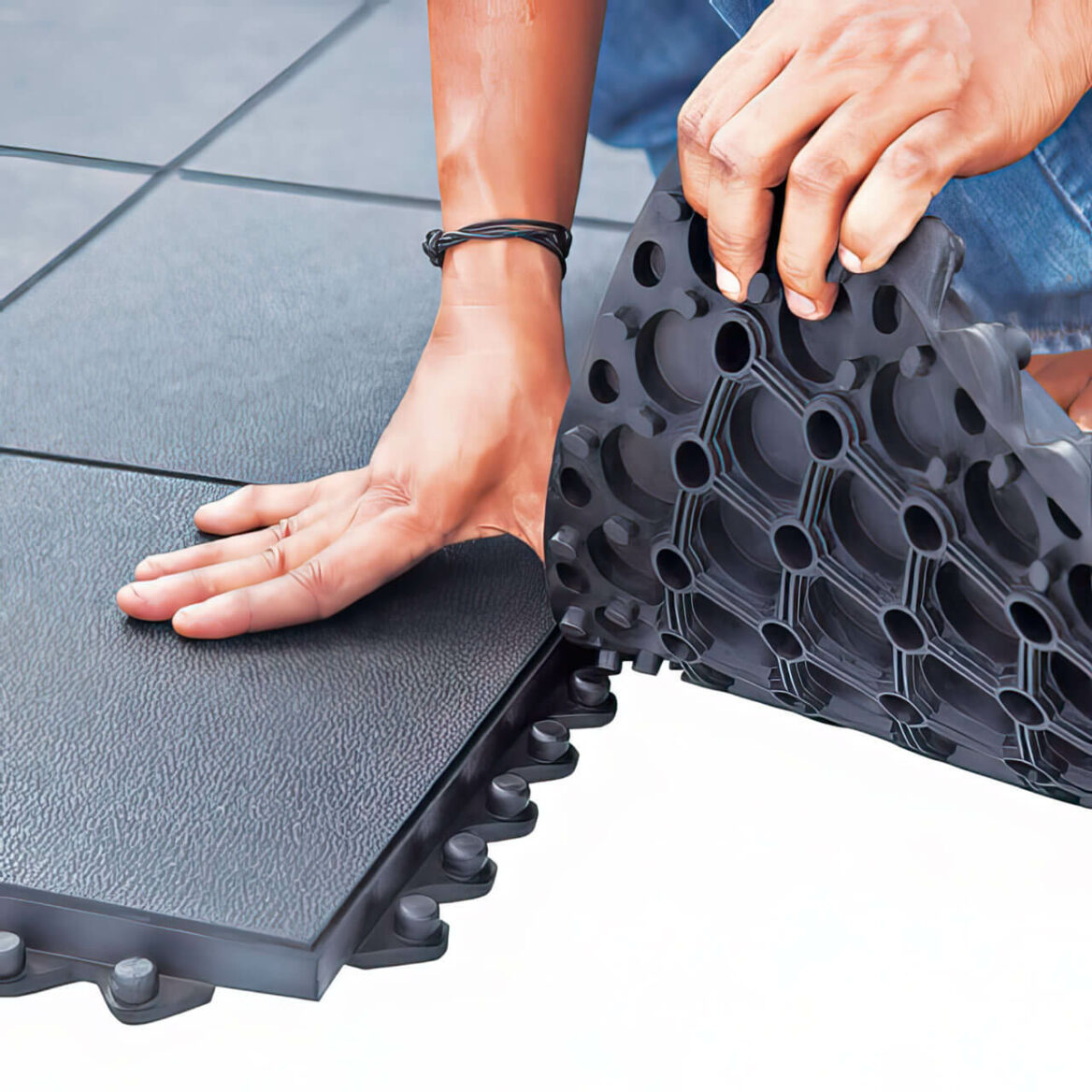 Anti Fatigue Gym Mat - Rymar Synthetic Grass & Rubber Flooring